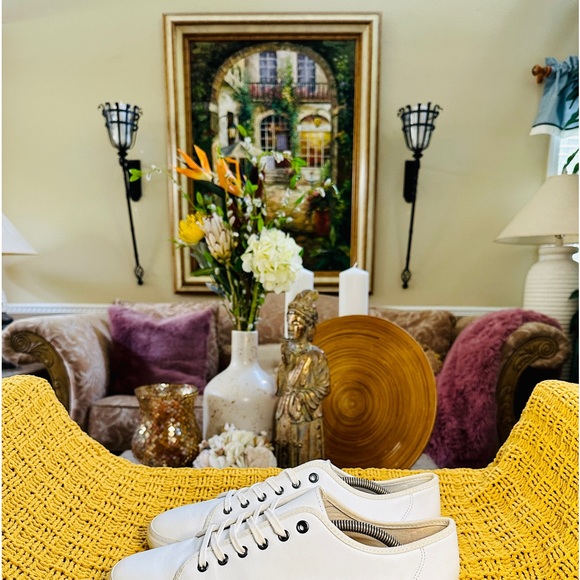 Banana Republic | Shoes | Banana Republic Nicklas Low Top Leather Shoes ...